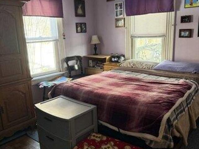 house with 6 bedroom, Beacon Falls CT ES104264185