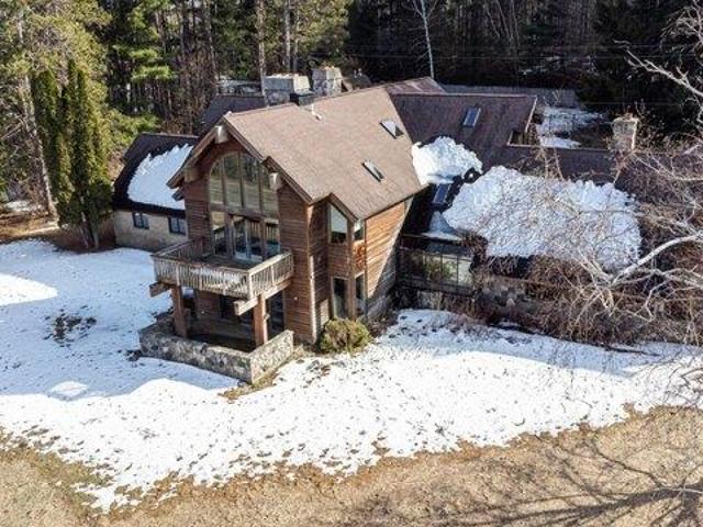house with 6 bedroom, Bear Lake MI DS88825389