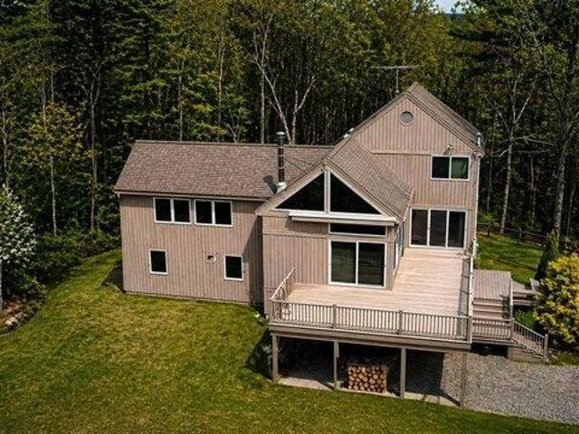 house with 6 bedroom, Becket MA ES105140675