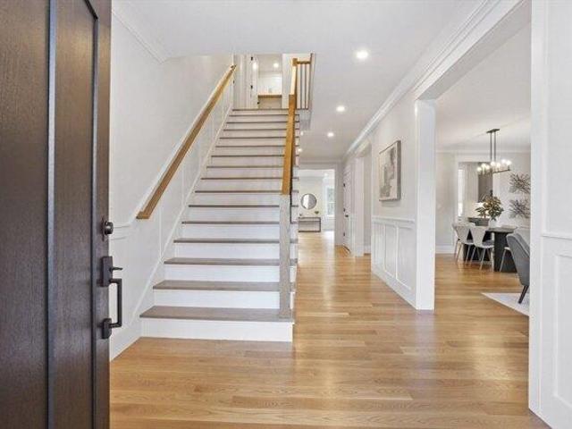 house with 6 bedroom, Bedford MA ES103074287