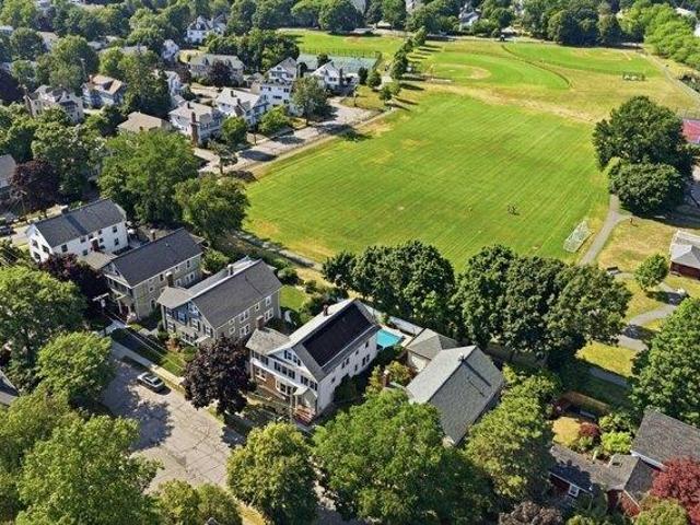 house with 6 bedroom, Belmont MA ES104192372