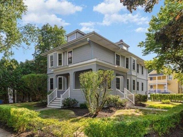 house with 6 bedroom, Belmont MA ES104921918