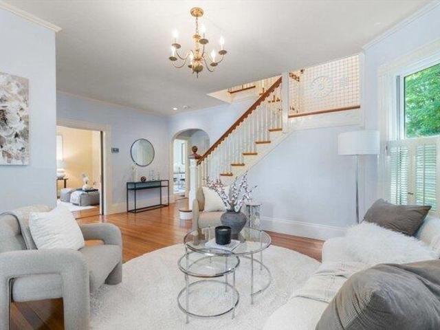 house with 6 bedroom, Belmont MA ES105116359