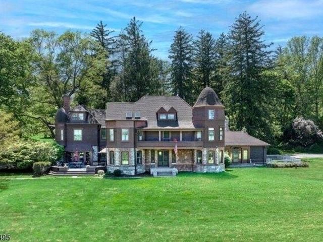 house with 6 bedroom, Bernardsville NJ ES104920445