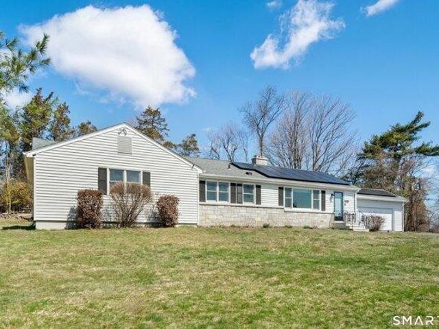 house with 6 bedroom, Bethany CT DLS101857556