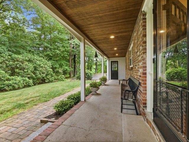 house with 6 bedroom, Beverly MA DS104148852