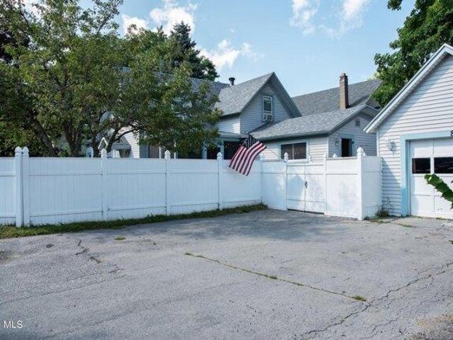 house with 6 bedroom, Bolton Landing NY ES104921953