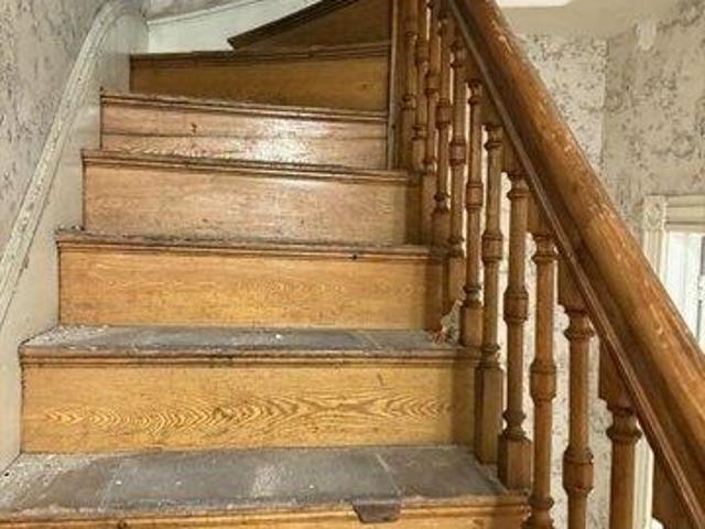 house with 6 bedroom, Boston MA DLS102372600