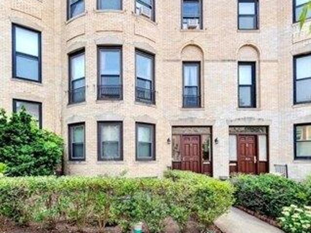 house with 6 bedroom, Boston MA DLS102442778