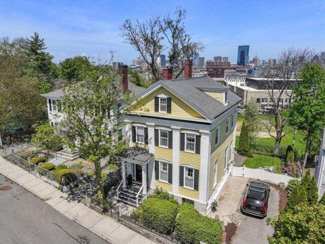house with 6 bedroom, Boston MA DLS102633880