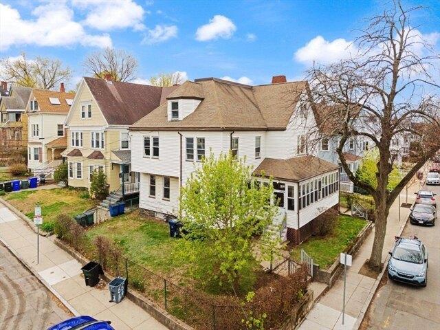 house with 6 bedroom, Boston MA DLS102780114
