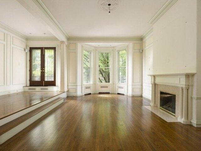 house with 6 bedroom, Boston MA DS103034886