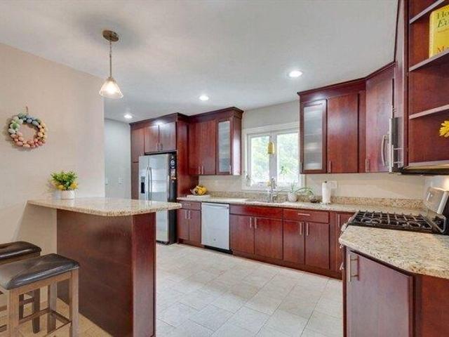 house with 6 bedroom, Boston MA DS103099100
