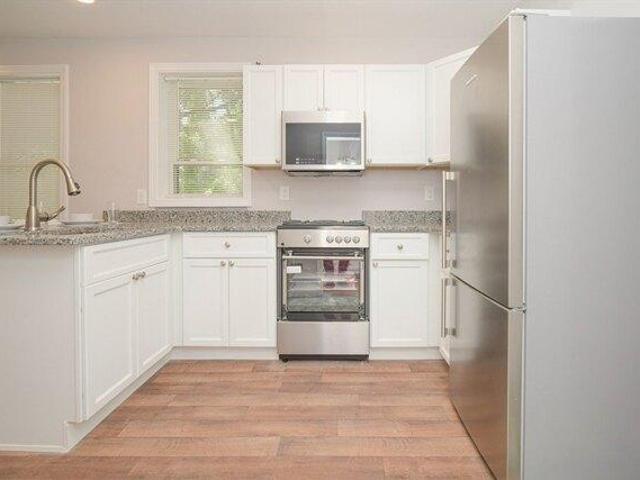 house with 6 bedroom, Boston MA ES103439512