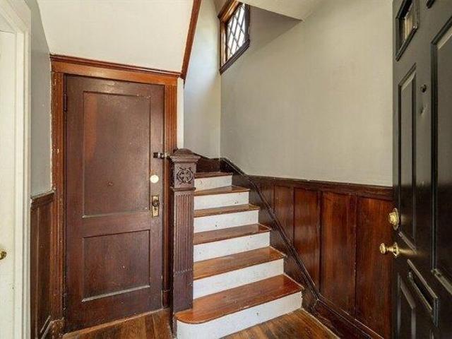 house with 6 bedroom, Boston MA ES103497534