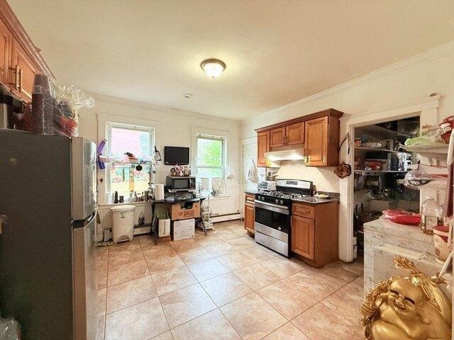 house with 6 bedroom, Boston MA ES103849546