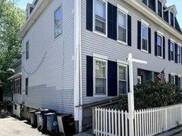 house with 6 bedroom, Boston MA ES103161244