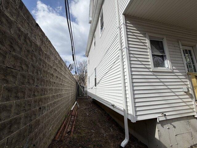 house with 6 bedroom, Boston MA ES104761477