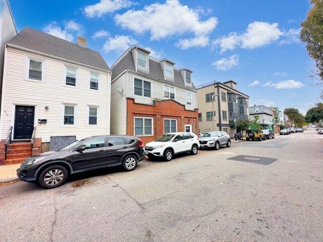 house with 6 bedroom, Boston MA ES104790467