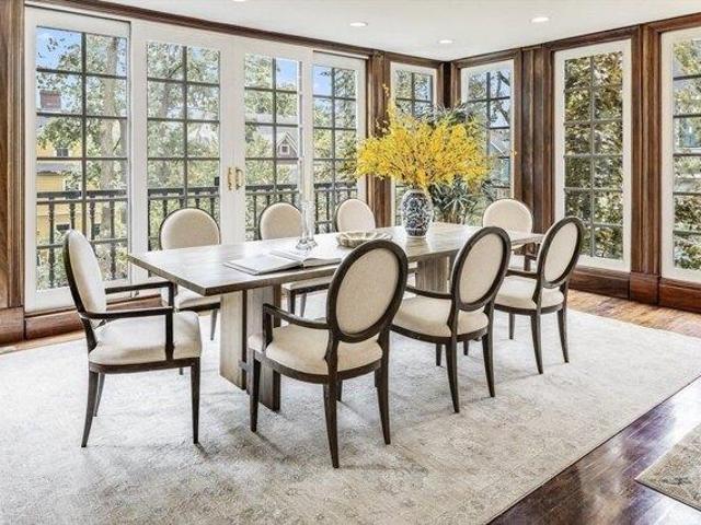 house with 6 bedroom, Boston MA ES104808505