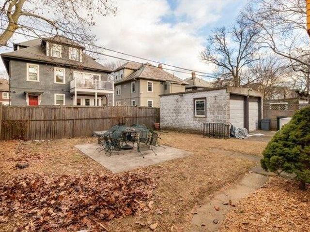 house with 6 bedroom, Boston MA ES104808596