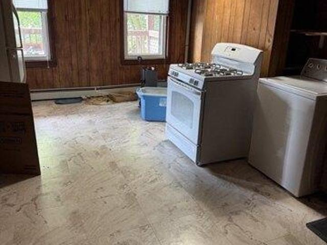 house with 6 bedroom, Boston MA ES104834118