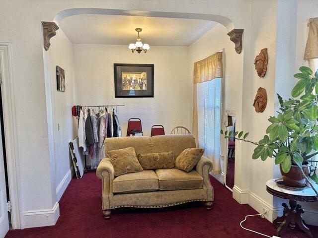 house with 6 bedroom, Boston MA ES104947248