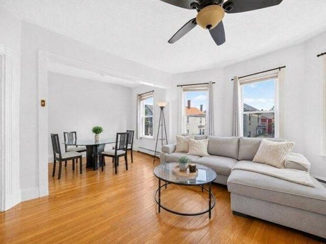 house with 6 bedroom, Boston MA ES104075689