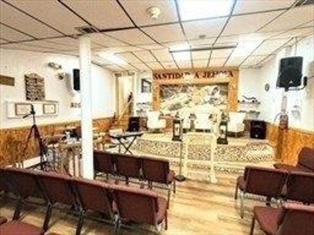house with 6 bedroom, Boston MA ES105080748