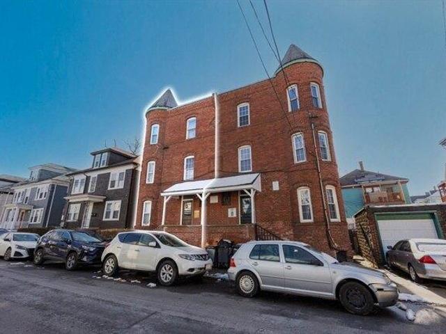 house with 6 bedroom, Boston MA ES105230022