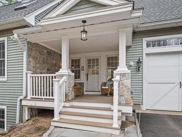 house with 6 bedroom, Bow NH DS102344356