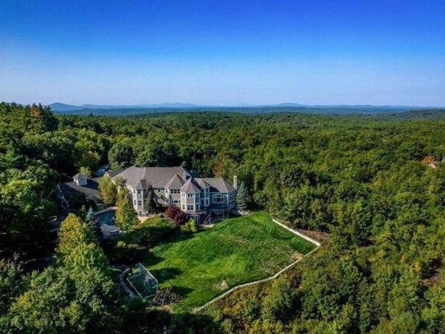 house with 6 bedroom, Bow NH ES104832677