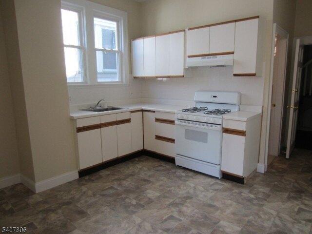 house with 6 bedroom, Bloomfield NJ ES104607845