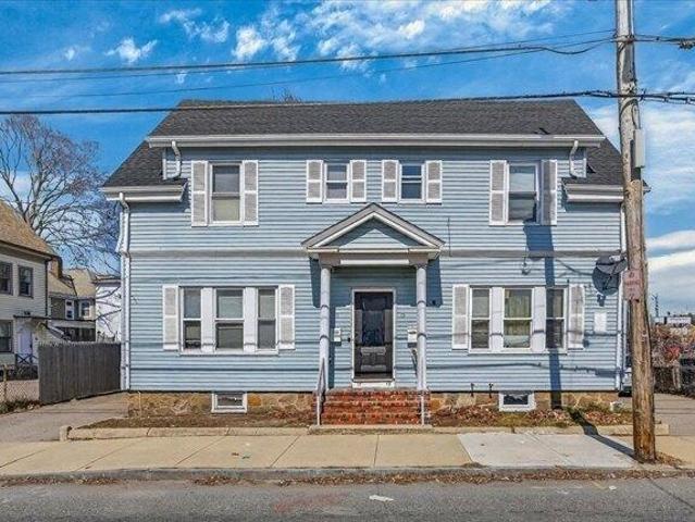 house with 6 bedroom, Brockton MA DLS101858424