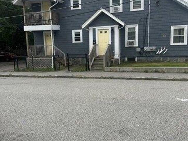 house with 6 bedroom, Brockton MA DLS102776463
