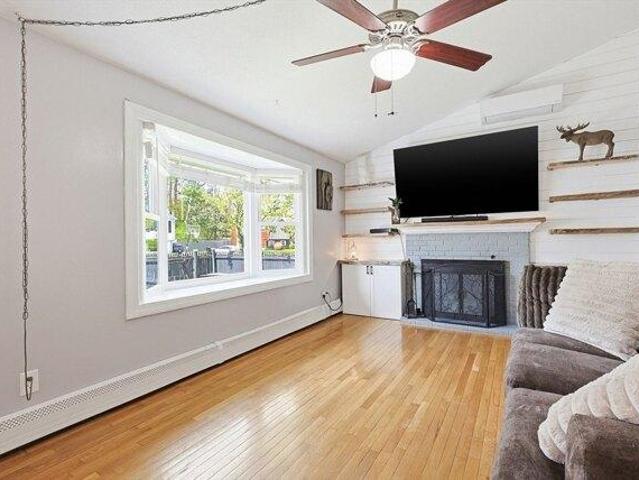 house with 6 bedroom, Brockton MA ES104045547