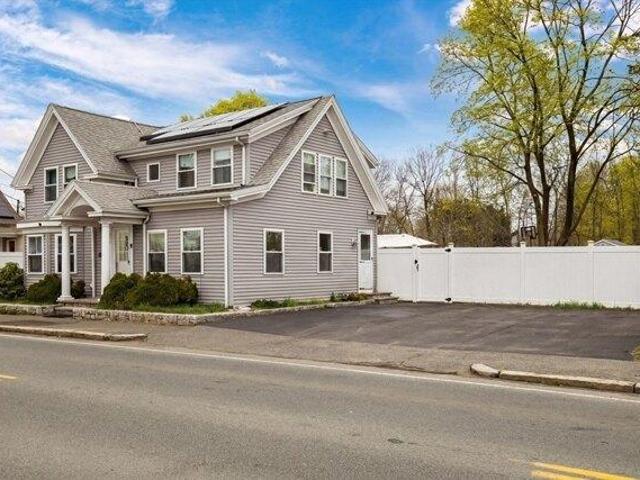 house with 6 bedroom, Brockton MA ES104010646