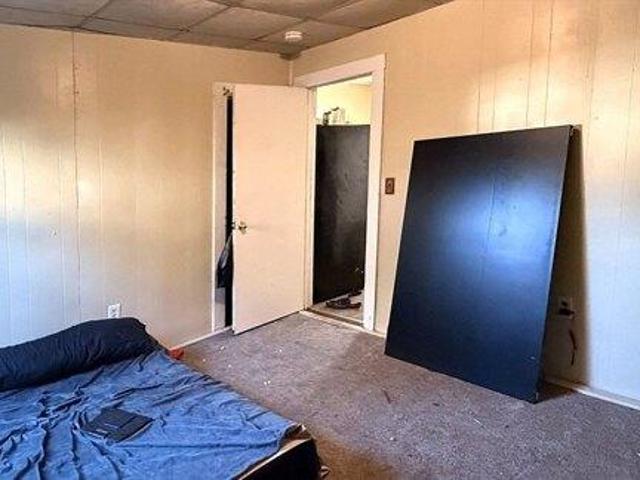 house with 6 bedroom, Brockton MA ES105106932