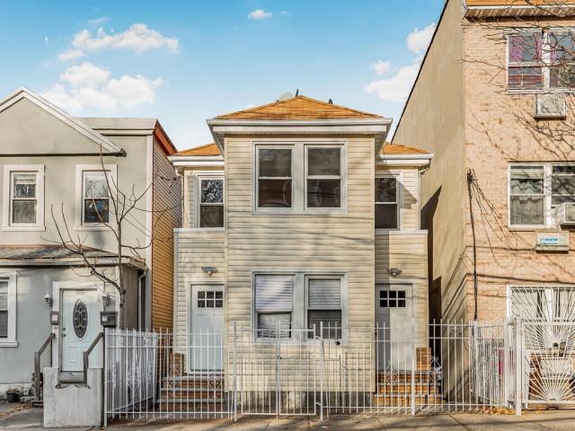 house with 6 bedroom, BRONX NY DLS71466847