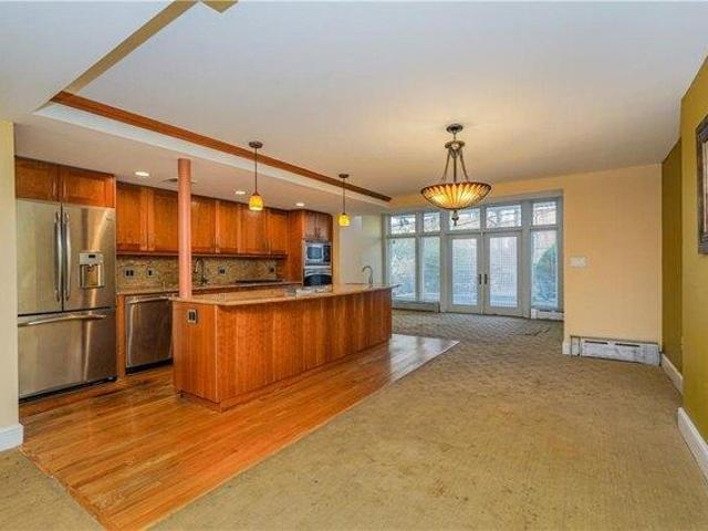 house with 6 bedroom, Brooklyn NY DLS101781226