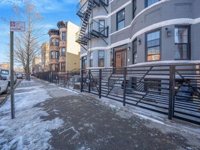 house with 6 bedroom, Brooklyn NY DLS101782060