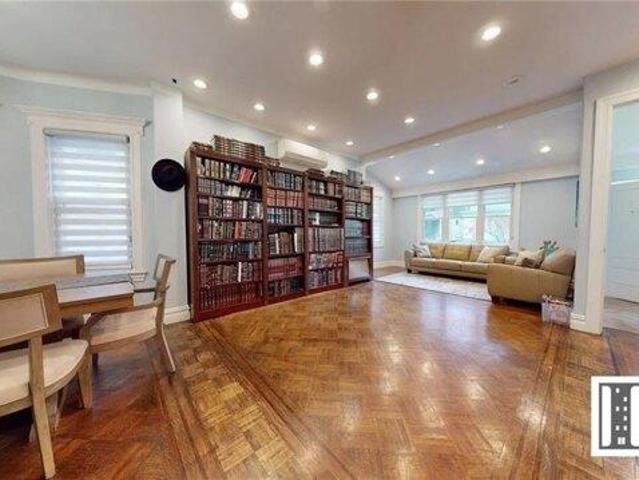 house with 6 bedroom, Brooklyn NY DS101780209