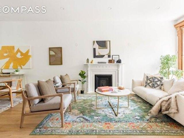 house with 6 bedroom, Brooklyn NY DS101780849