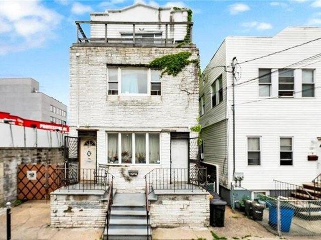 house with 6 bedroom, Brooklyn NY DS101801920