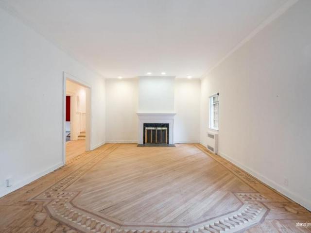 house with 6 bedroom, BROOKLYN NY ES103417271
