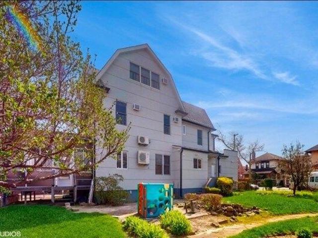 house with 6 bedroom, Brooklyn NY ES103601873