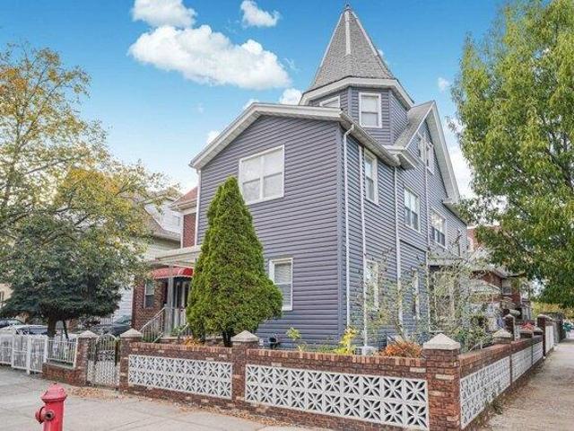 house with 6 bedroom, Brooklyn NY ES103624594