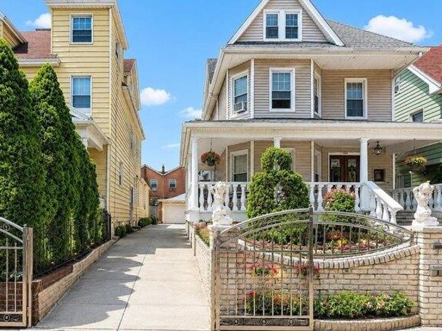 house with 6 bedroom, Brooklyn NY ES105205073
