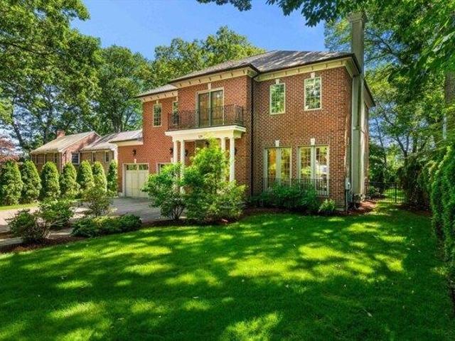house with 6 bedroom, Brookline MA ES103189339