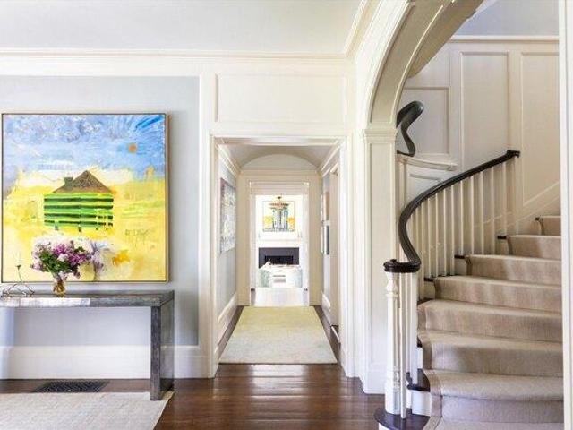 house with 6 bedroom, Brookline MA ES105230901